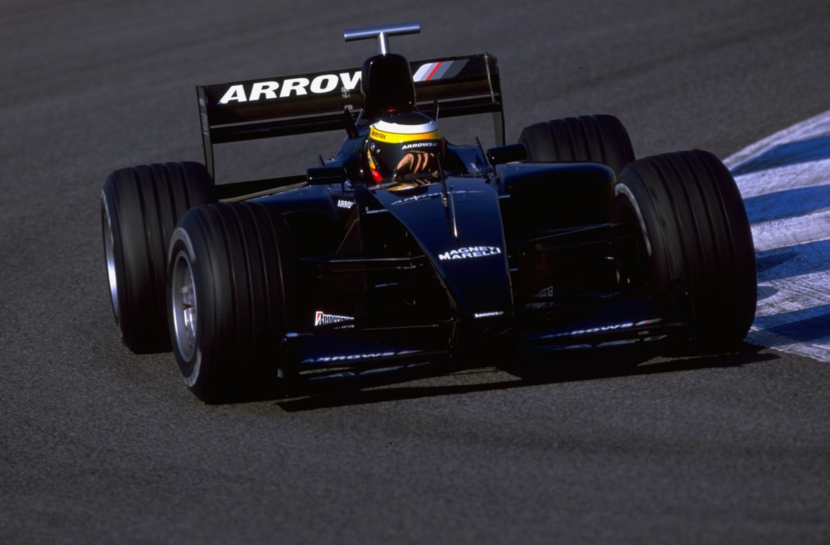 Em 2000, Arrows assombrou na pré-temporada, mas desempenho não era isso ...