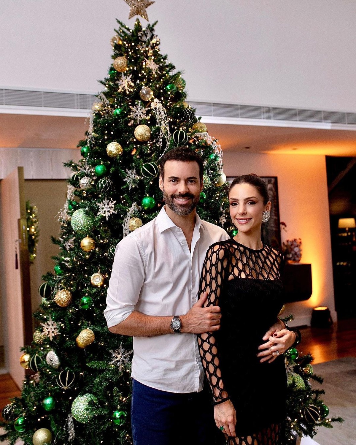 Carol Celico se declara ao marido, Eduardo Scarpa | Celebridades | Vogue