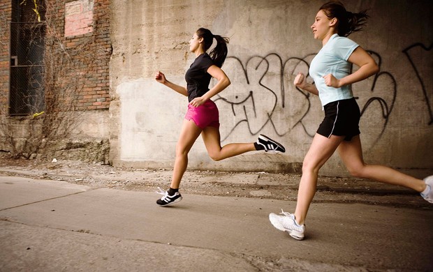 Fazer treinos fáceis é indispensável para correr mais rápido nas provas ...