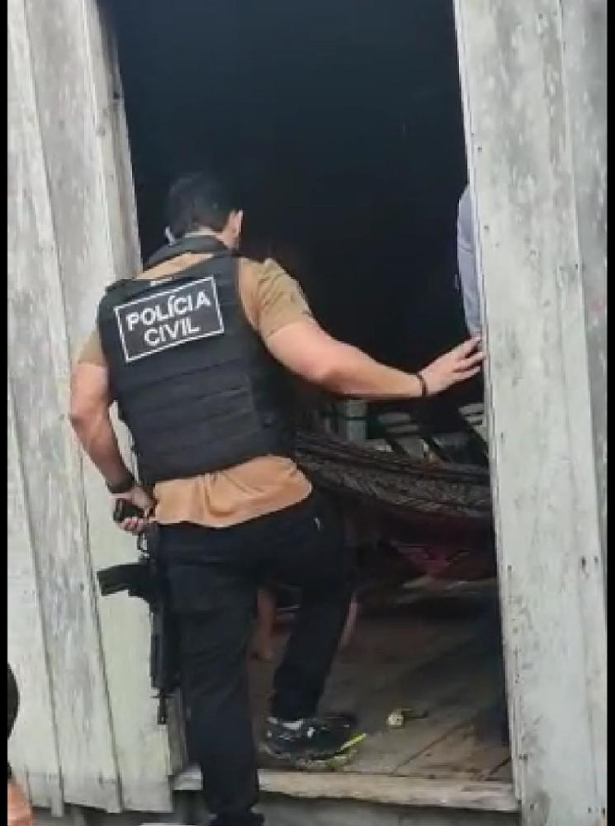 Suspeito De Envolvimento Em Assassinato De Líder Comunitário é Preso Em