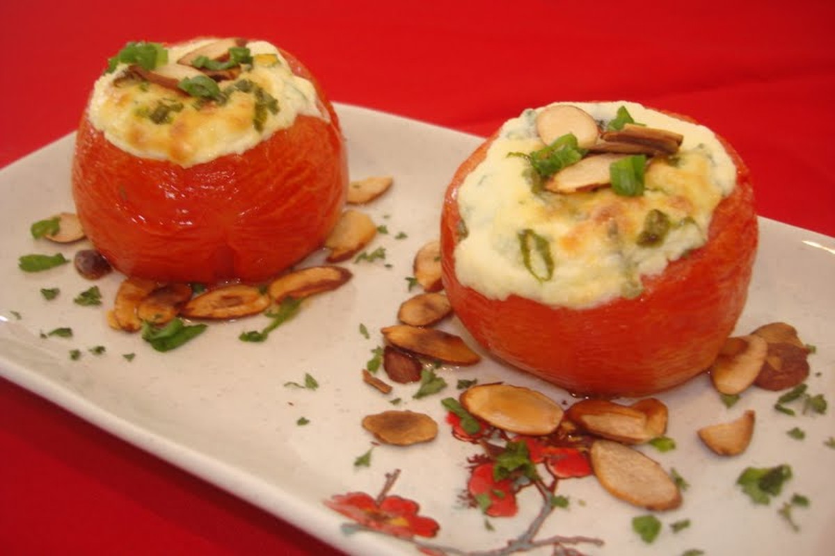 tomates Recheados e Assados com Ricota e Amendoas. | Acompanhamentos ...