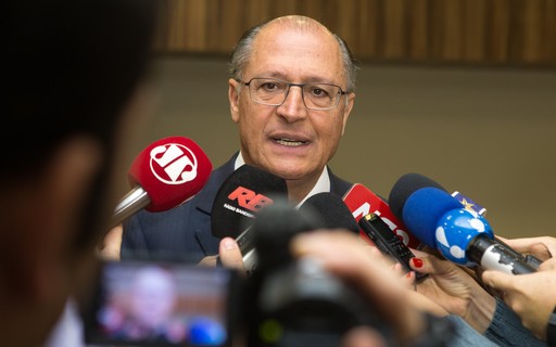 Alckmin enfrenta primeira crise na base neste mandato - Época Negócios ...