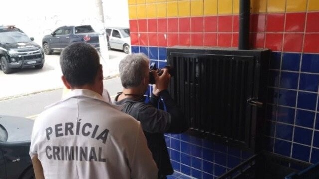Polícia Civil flagra furto de energia elétrica em supermercado do ... Polícia Civil flagra furto de energia elétrica em supermercado do ...