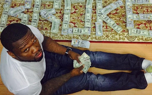 Após publicar fotos ostentando dinheiro, rapper 50cent terá que se ...