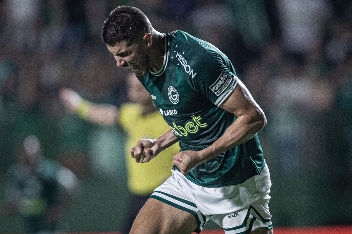 Dependência do Goiás nos gols de Pedro Raul é recorde no Brasileirão ...
