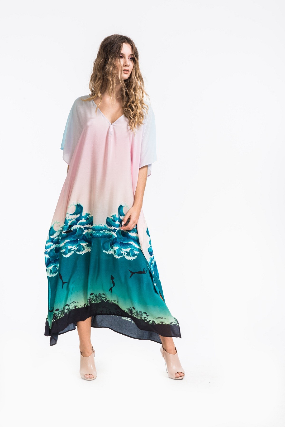 Triya apresenta a coleção comercial de verão 2016 | Moda | Vogue