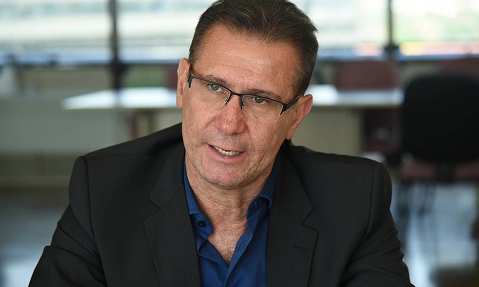 'O árbitro de futebol é um ser que tem uma casca muito grossa', diz ...