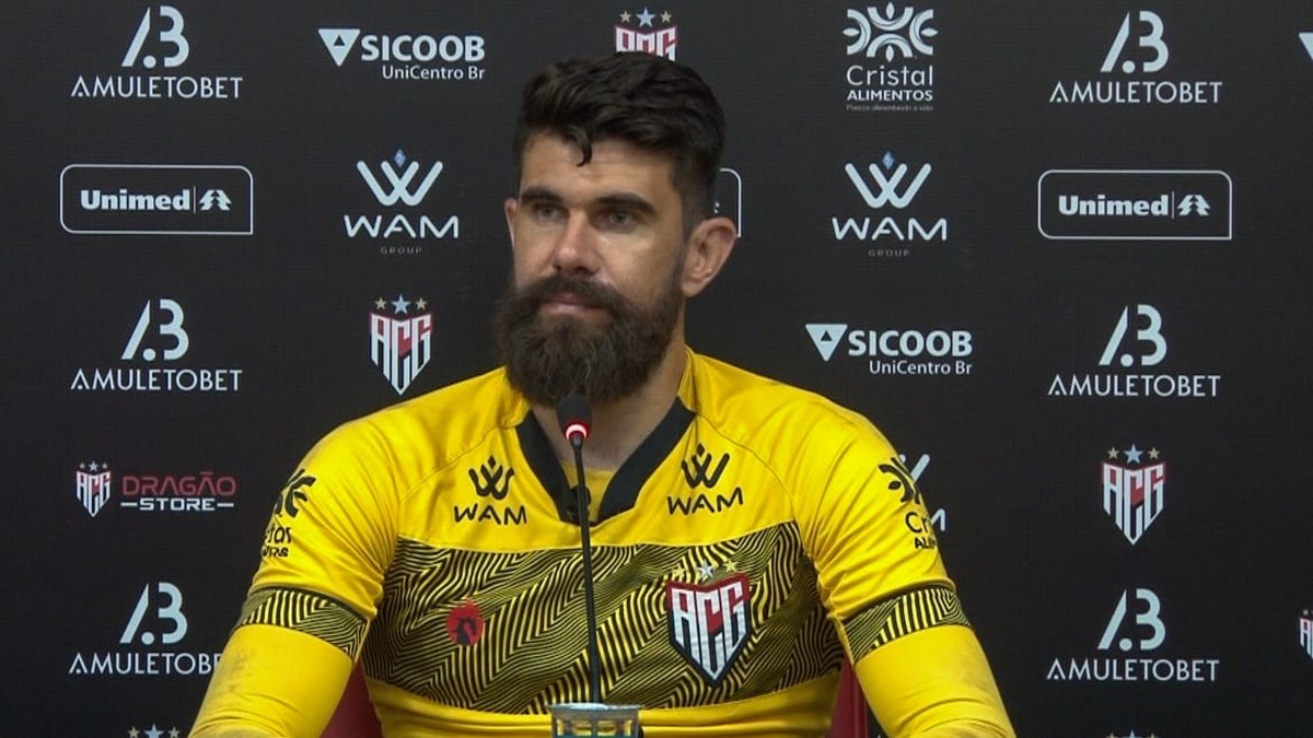 Fernando Miguel vê Atlético-GO mais pressionado após vitória do Bahia ...