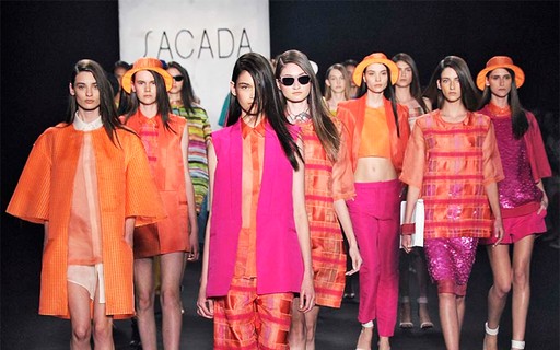 DJ Clara 3000 vem ao Brasil para tocar em festa do basico.com no Chez ...