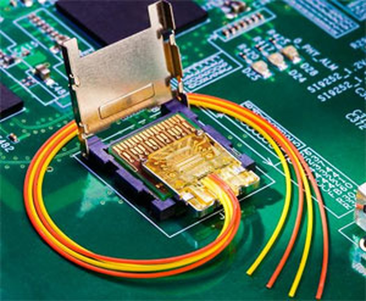 Intel pretende integrar PCIe 3.0 com a interface Thunderbolt | Notícias ...