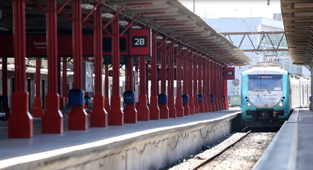 Supervia anuncia redução do número de viagens de trens no RJ a partir ...