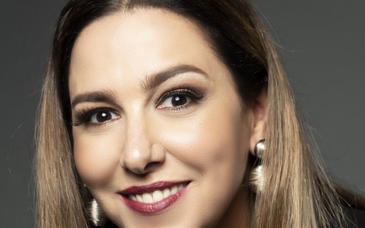 Renata Castro Barbosa: "A realidade está caótica. Buscar humor é buscar ...