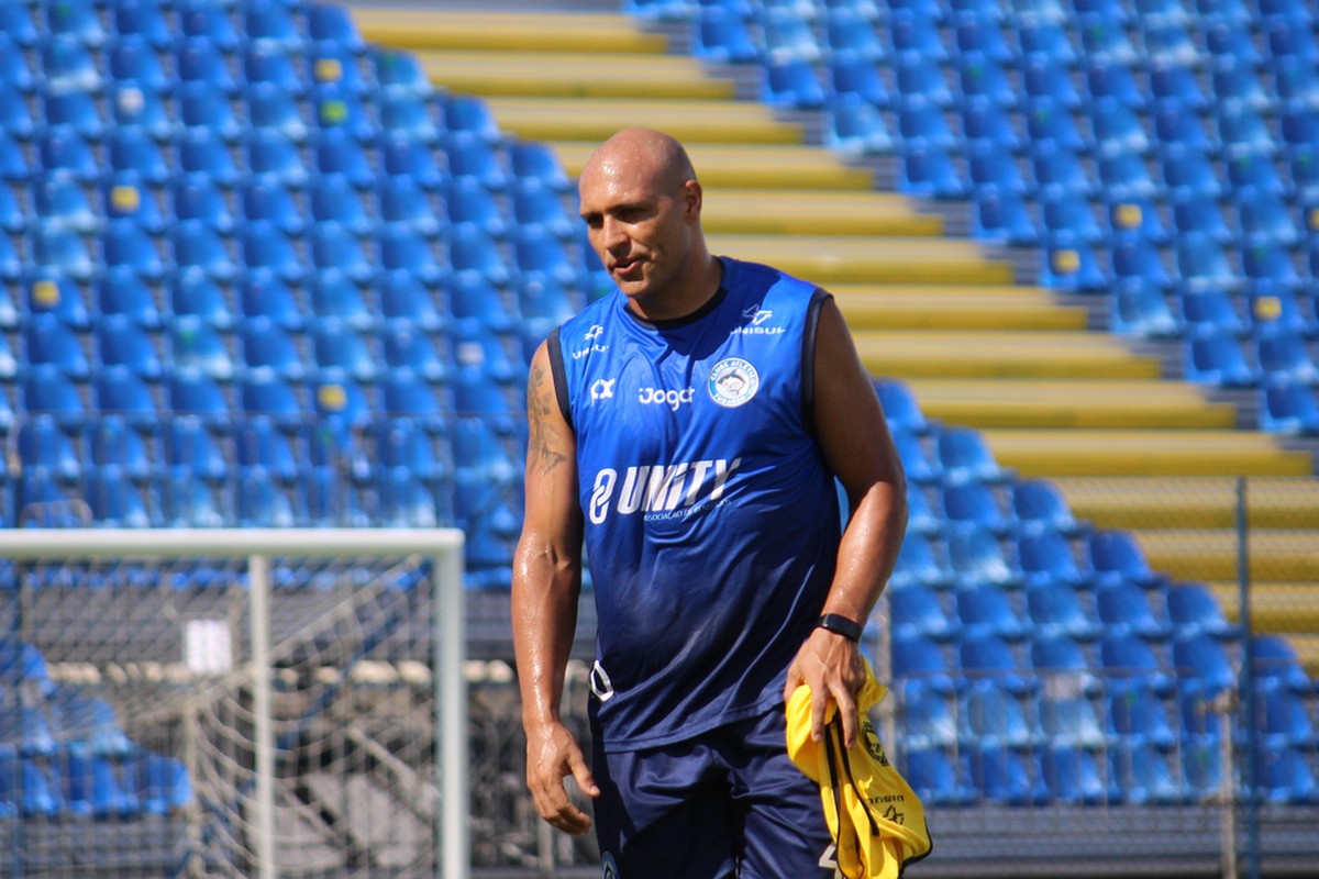 Edno usa atuação do Tubarão contra a Chape como exemplo para ...