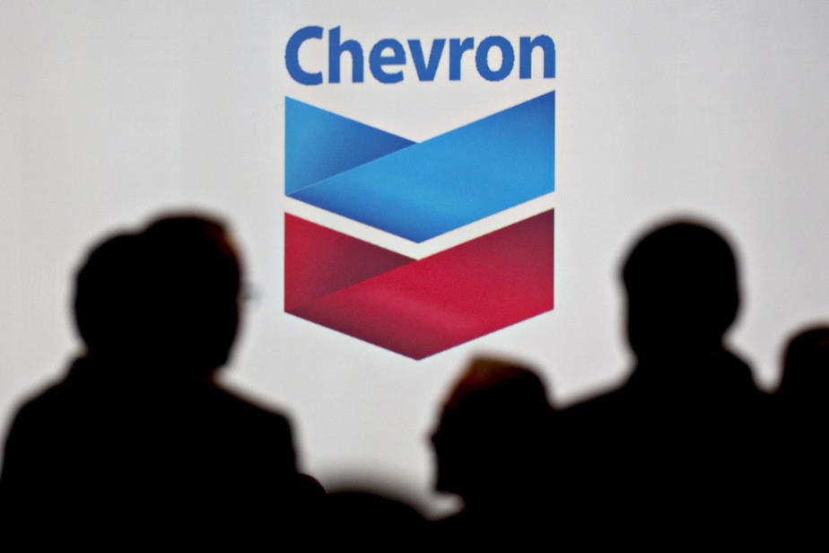Chevron negocia acordo de exploração de petróleo no Iraque | Empresas ...