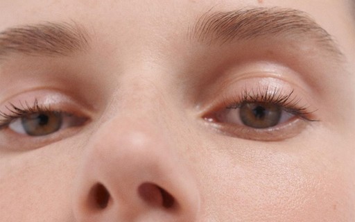 3 passos infalíveis para garantir a hidratação dos lábios - Revista ...