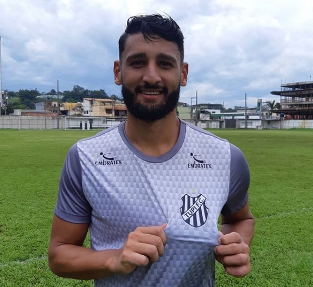 Tupi contrata novo zagueiro para a temporada 2019 | tupi | ge