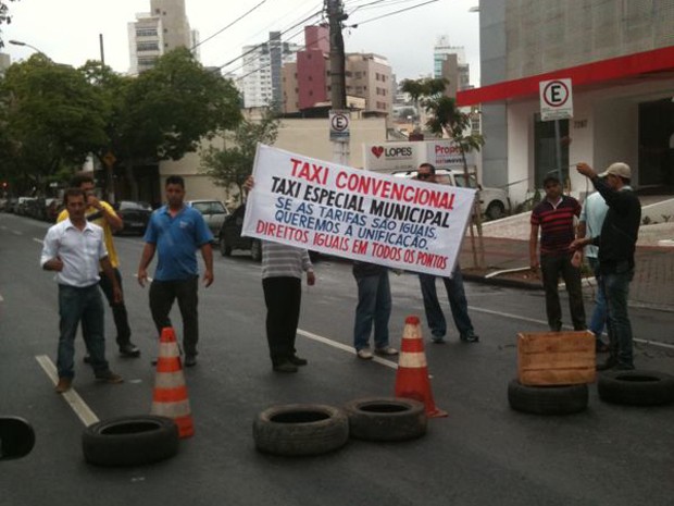 G1 - Taxistas fazem manifestação na Região Centro-Sul de Belo Horizonte ...
