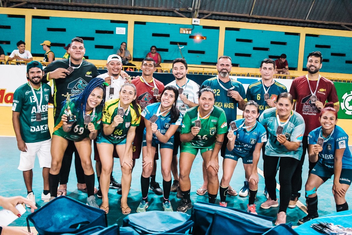 Campeões, times dominam as seleções de 2ª Copa de Handebol | santarém ...