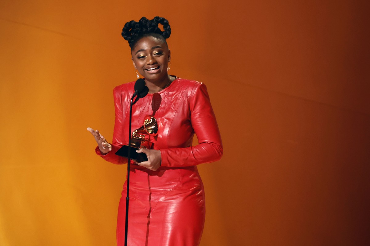 Quem é Samara Joy, cantora que ganhou artista revelação no Grammy 2023 ...