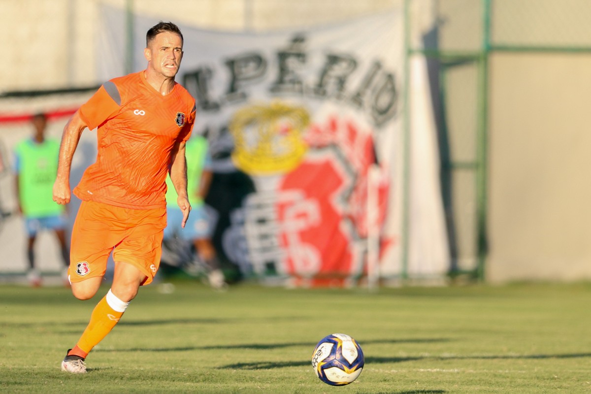 Pipico fala sobre lesão e projeta retorno rápido ao Santa Cruz | santa ...