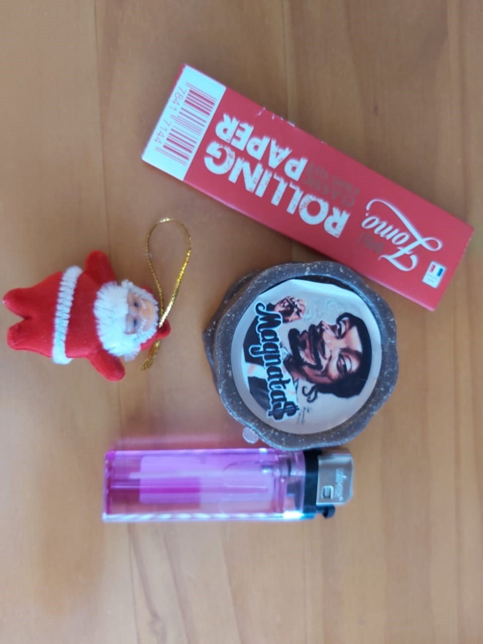 No Rio, o kit-maconha está sendo vendido com um... Papai Noel | Ancelmo ...