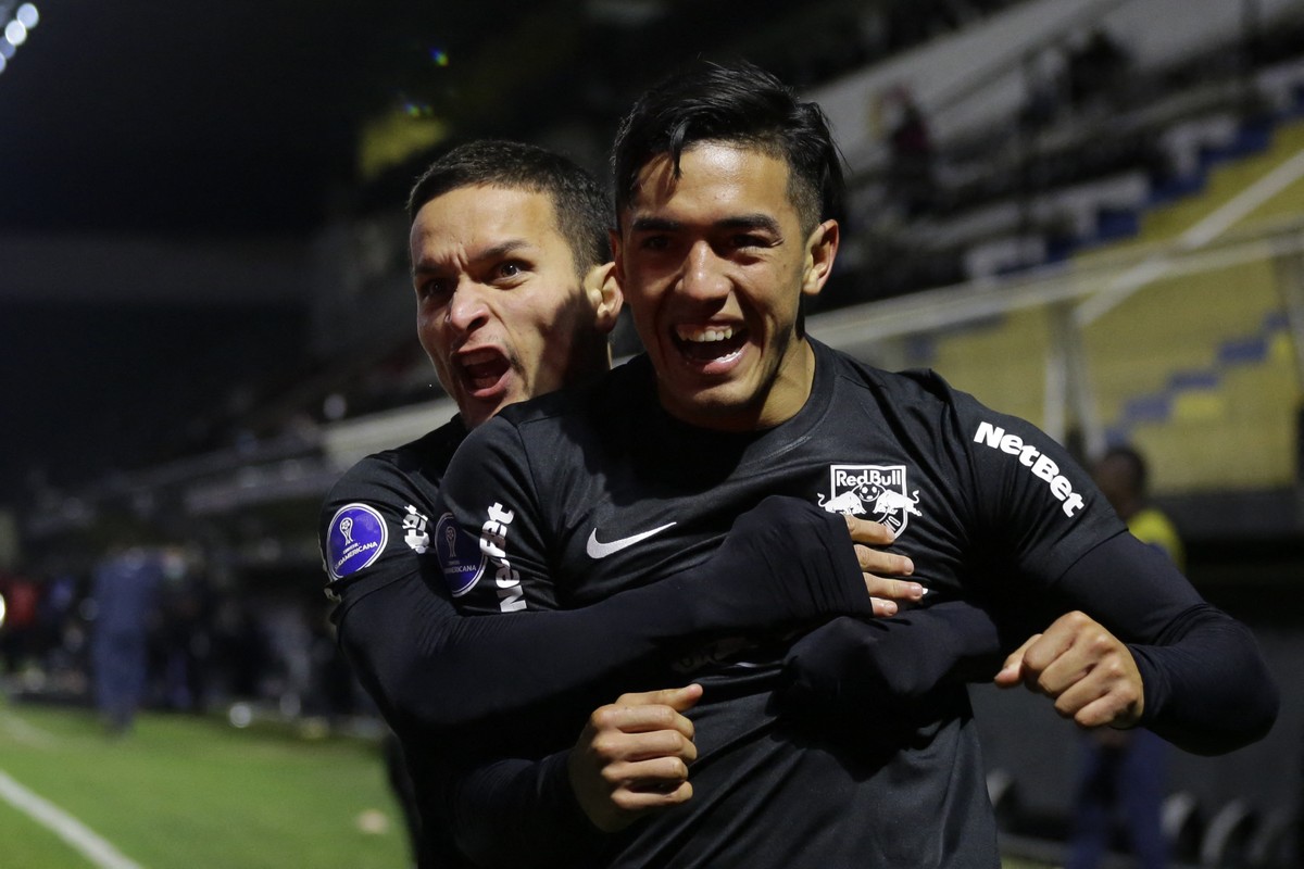 Cuello vibra com gol decisivo e classificação na Sul-Americana: 