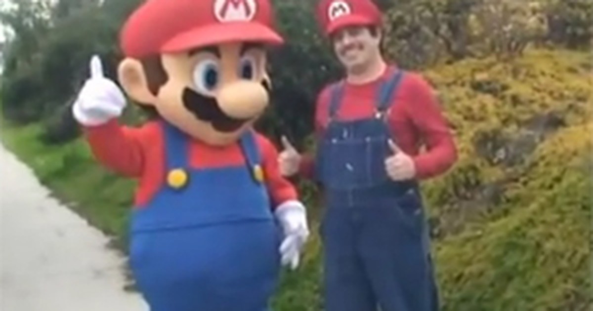 G1 - Fã se veste de Mário por um mês para ganhar Nintendo 3DS ...