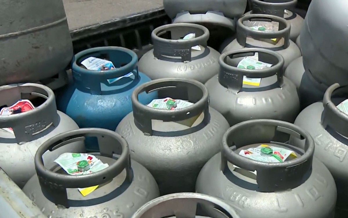 Cartão gás: BRB amplia horário das agências para entregar benefício ...