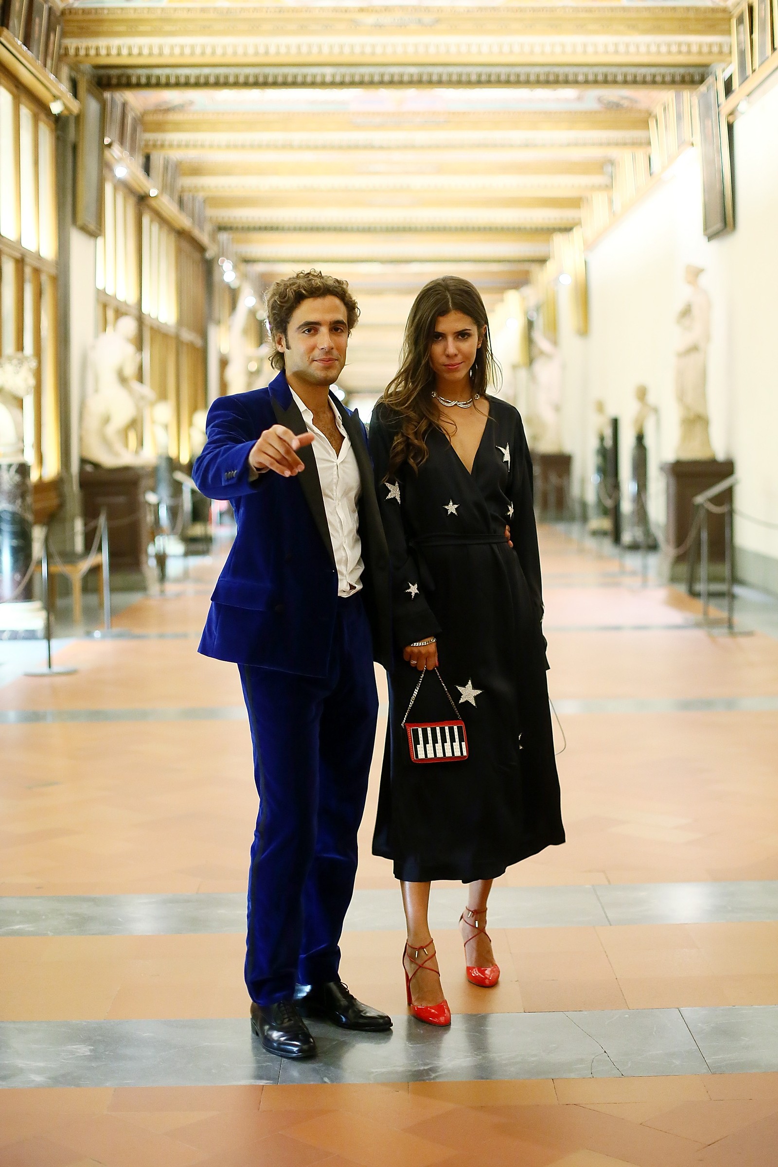 A inauguração da primeira loja da Les Petits Joueurs em Florença | Moda ...