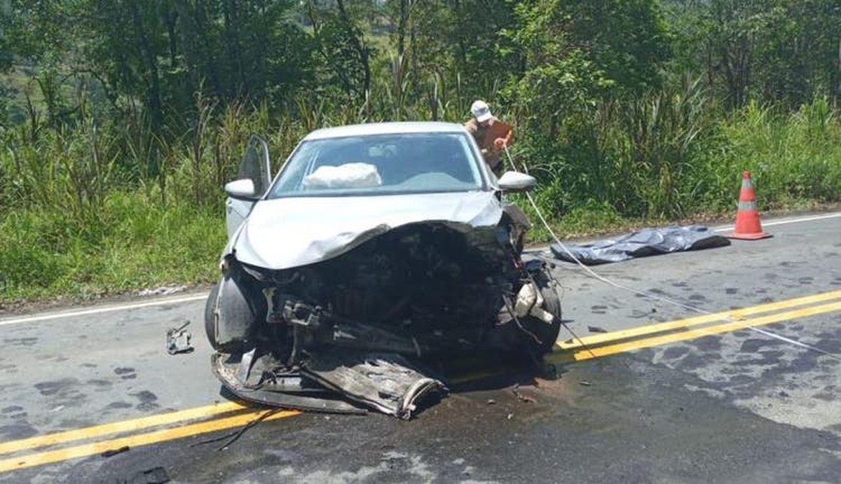 Acidente entre 2 carros deixa 3 mortos em rodovia do Vale do Itajaí ...