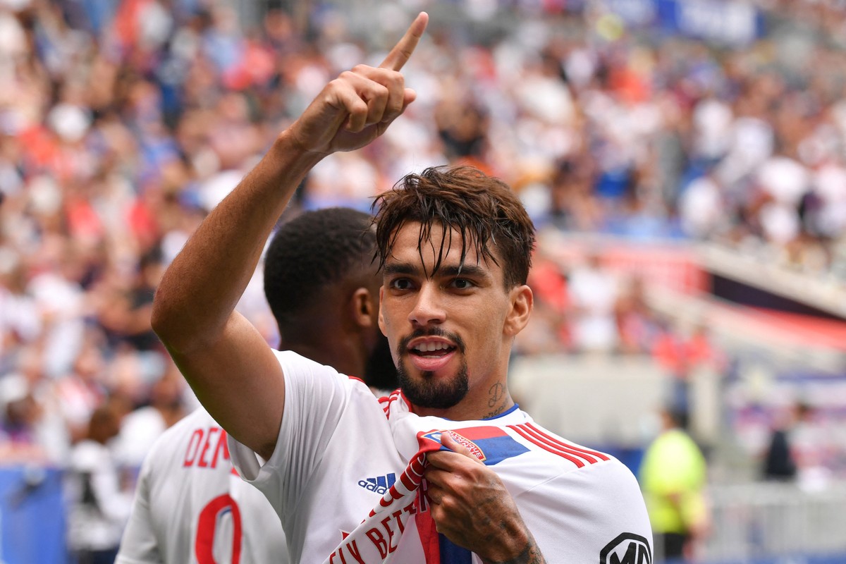 Paquetá faz golaço, mas Lyon empata em jogo de seis gols e segue sem ...