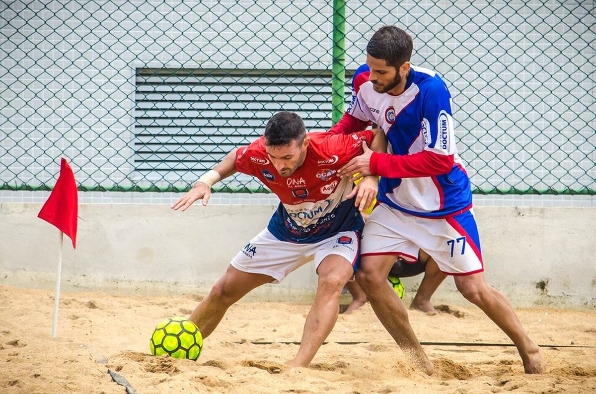 Copa Vitória de Futebol de Areia começa nesta terça-feira, na Praia de ...