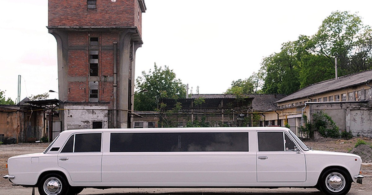 Auto Esporte - Lada é transformado em limusine