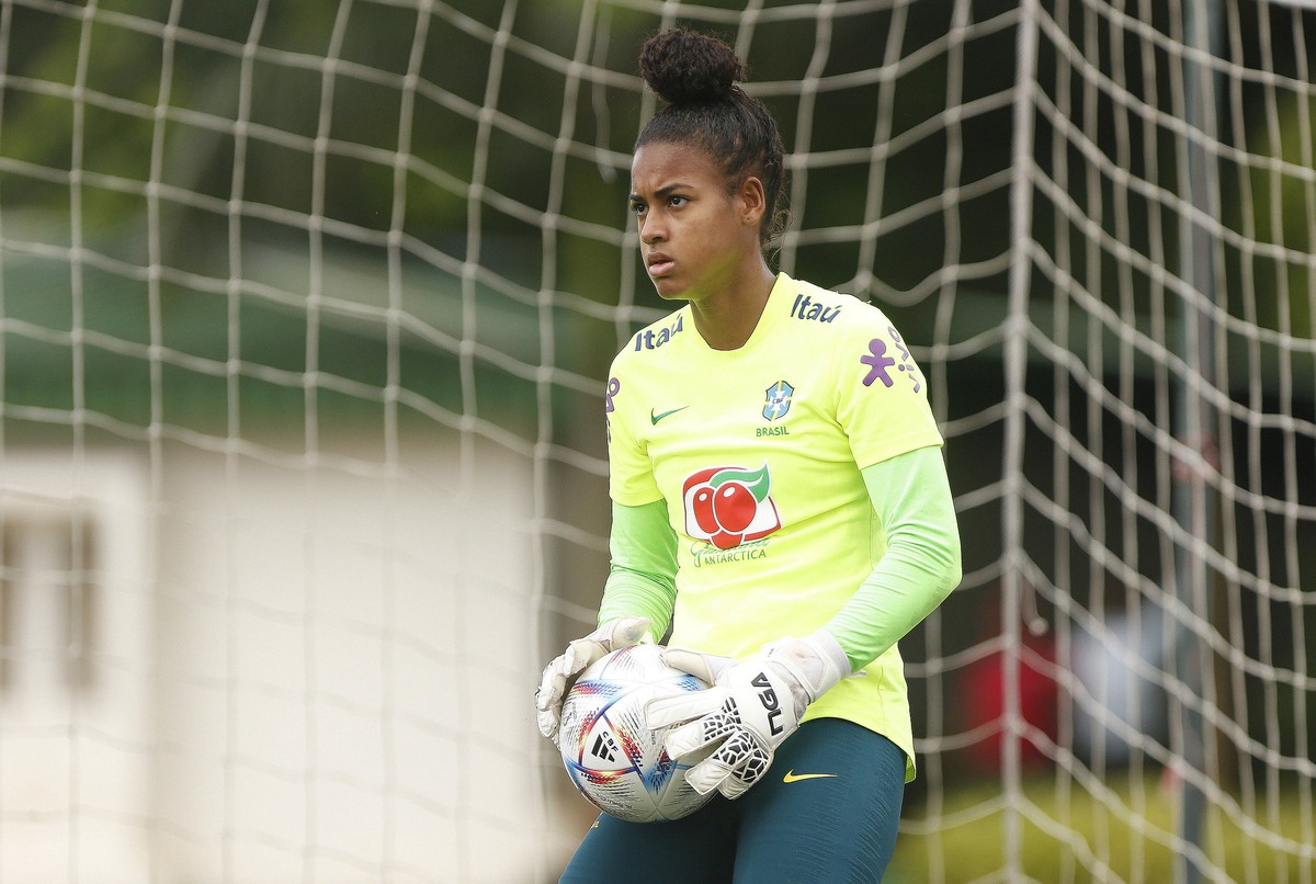 Do atletismo à Seleção feminina sub-17: a trajetória de Mariana Ribeiro ...