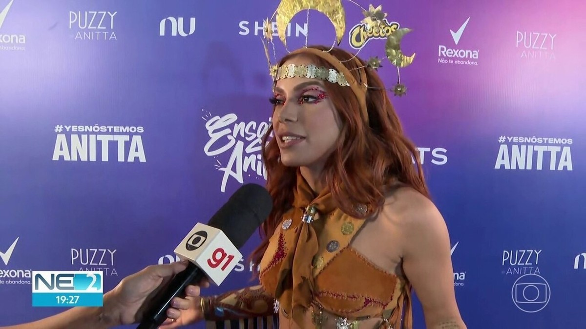 Anitta agita prévia de Carnaval, com participação de Luisa Sonza ...