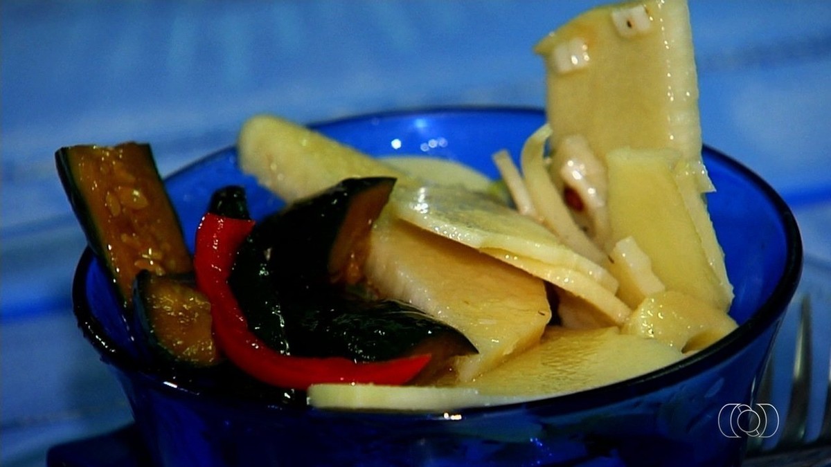 Lanchonete de Goiânia serve salada de guariroba que não amarga; veja ...