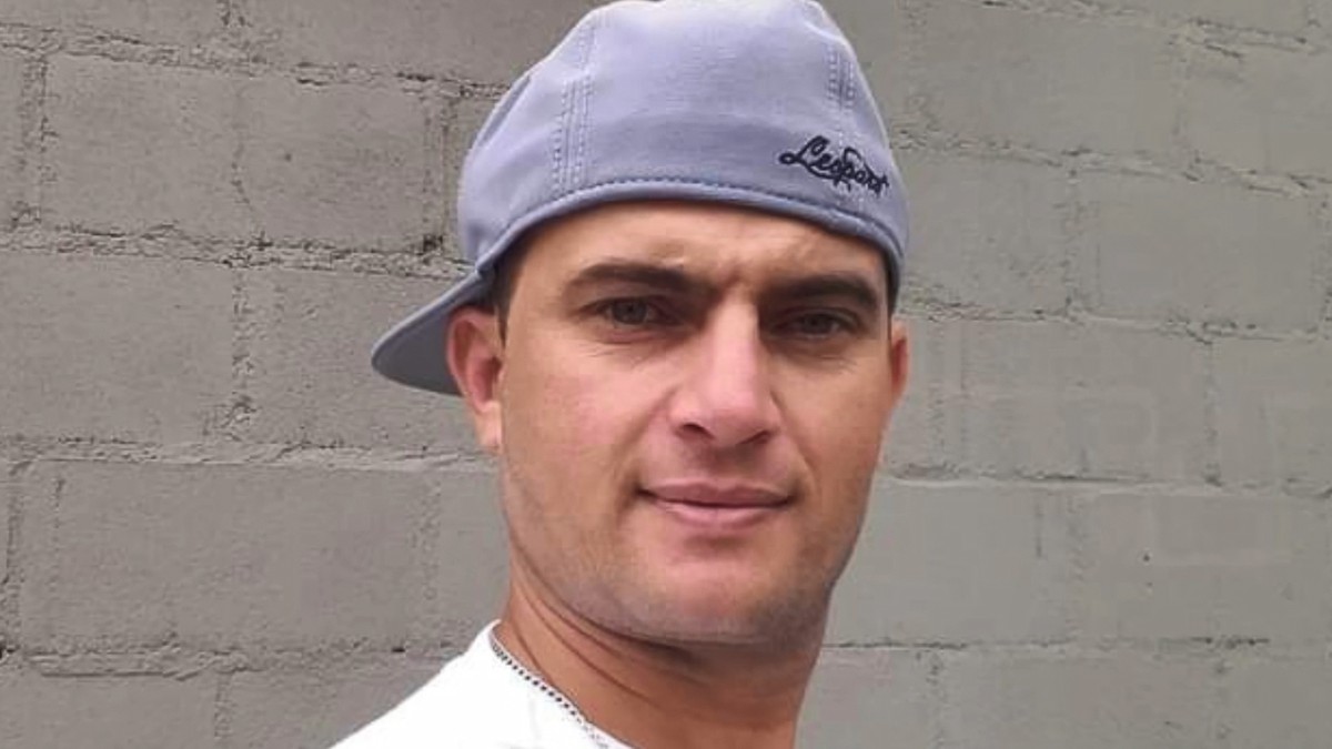 Homem é Morto A Facadas Após Discussão Em Praça De Vitória Espírito