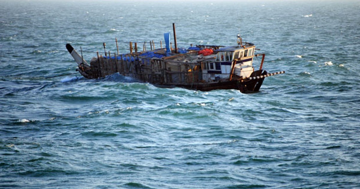 G1 - Barco dos EUA resgata seis iranianos nas águas do Golfo Pérsico ...