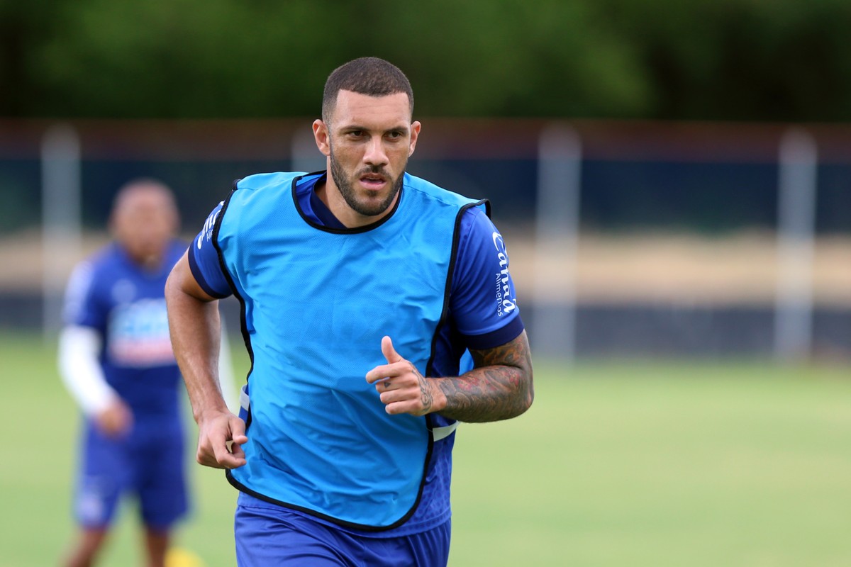 Fernandão é regularizado e está apto a disputar o primeiro clássico do ...