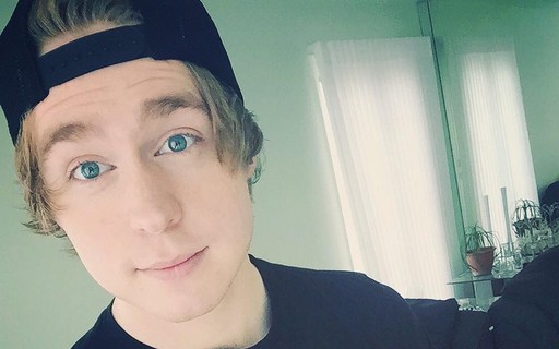 Youtuber Austin Jones é condenado a 10 anos de prisão por incitar ...