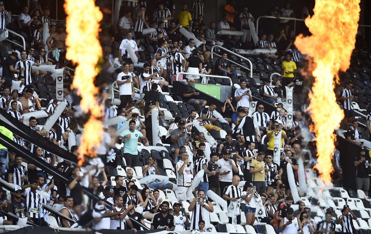 Botafogo inicia venda de ingressos para o jogo com o Atlético-GO ...