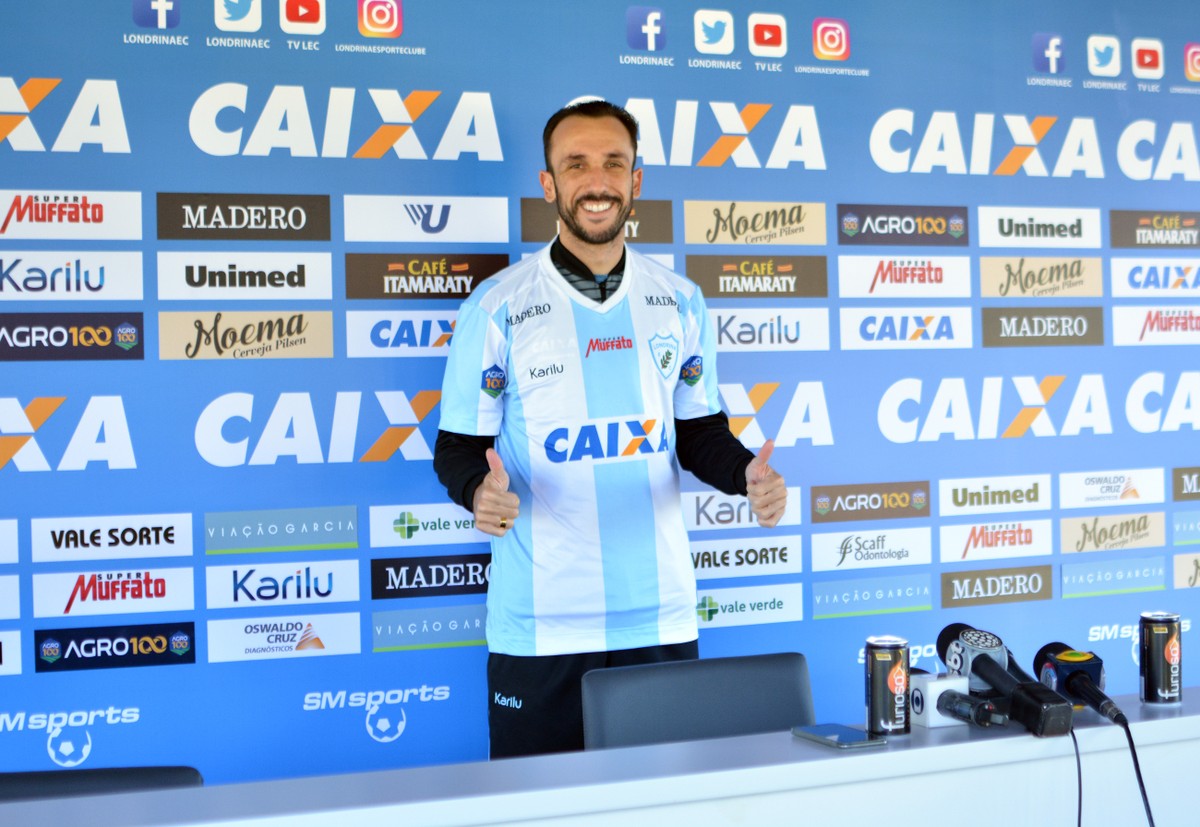 Thiago Ribeiro é apresentado no Londrina e vai ficar no banco contra o ...