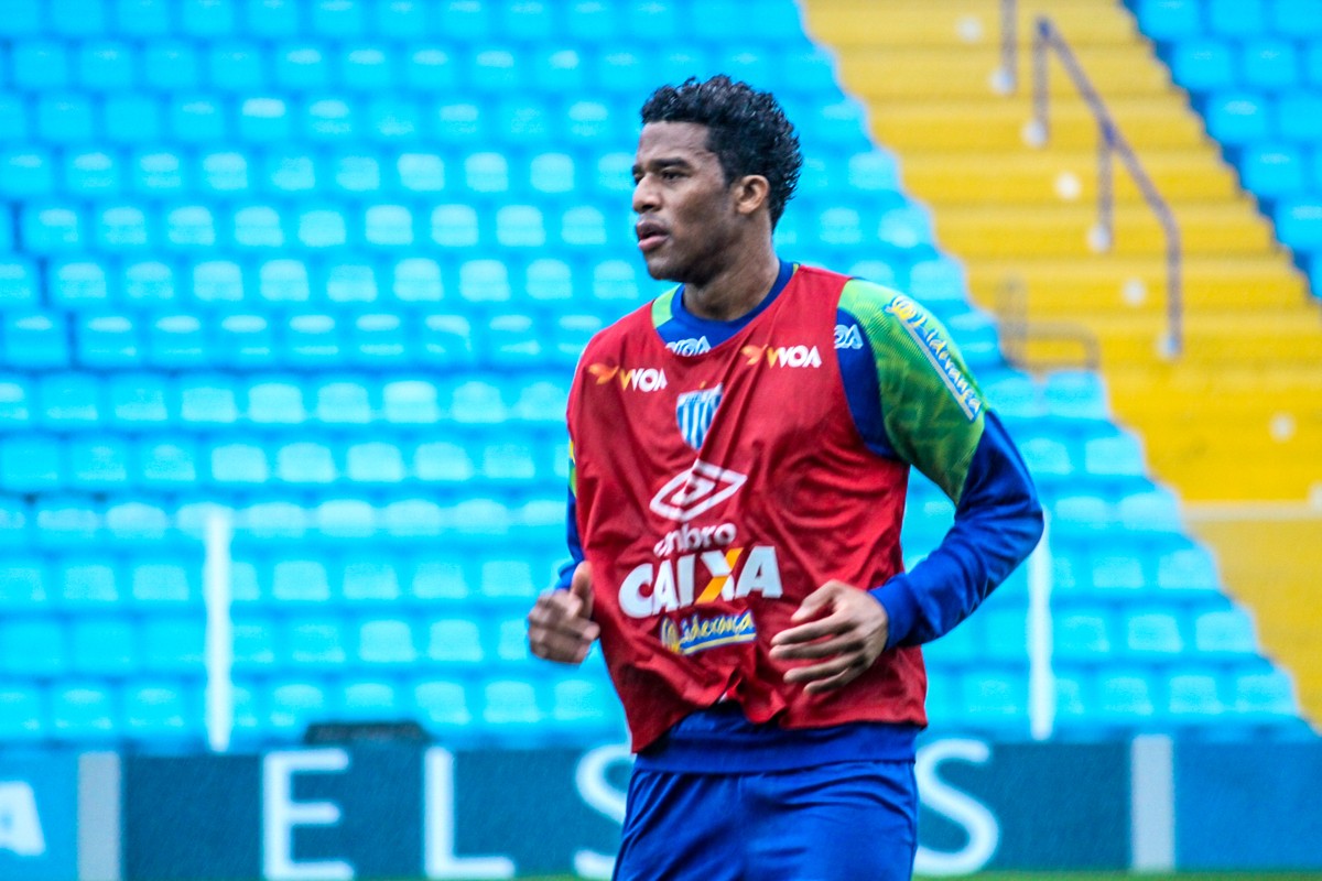 Avaí tem confiança na permanência de Betão para 2019: "Subindo ou não ...