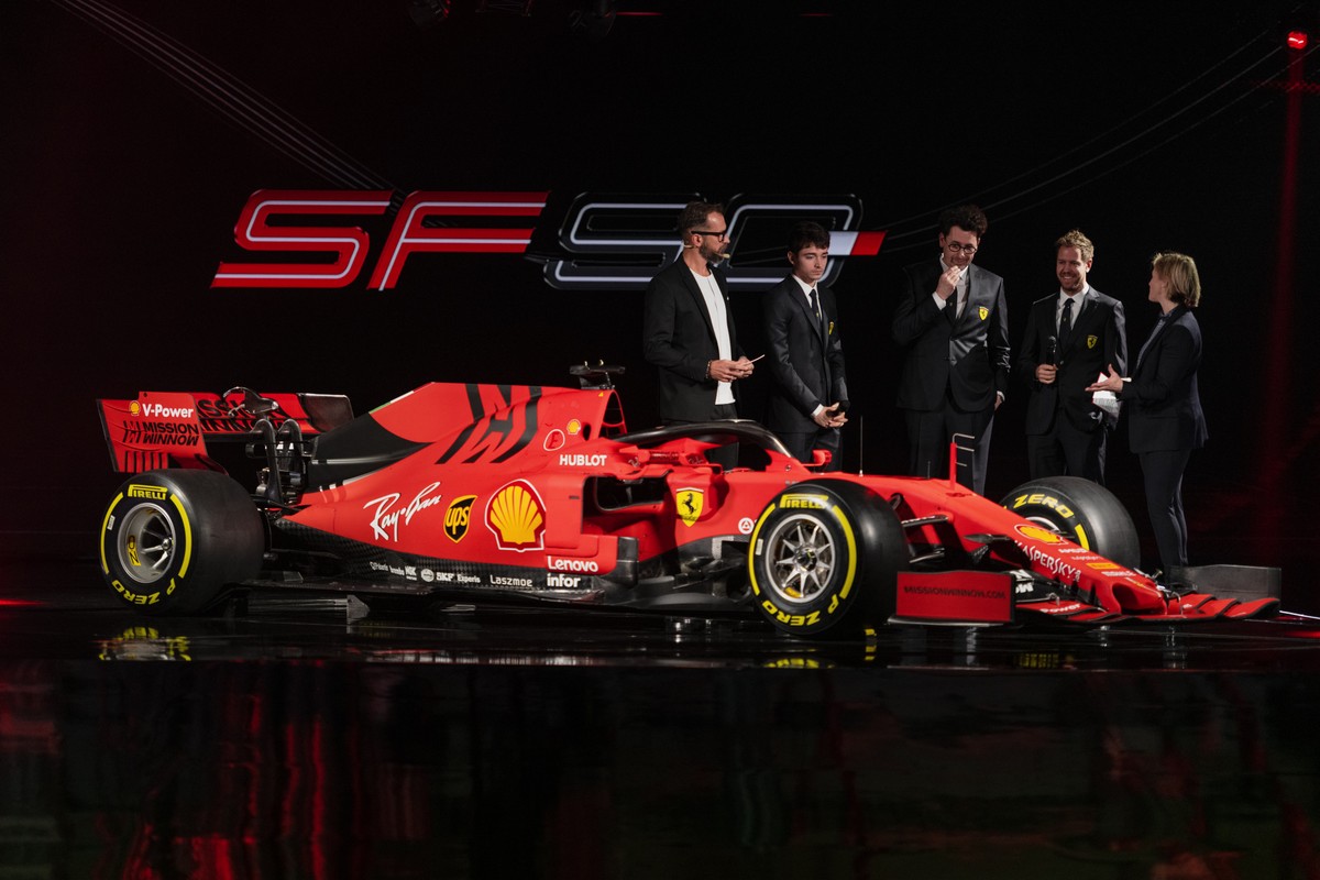 Um brasileiro e a nova Ferrari SF90 | Voando Baixo | ge