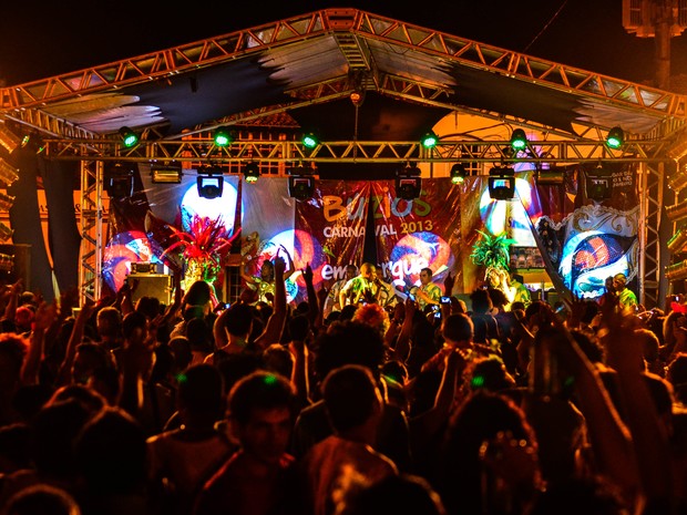 G1 - Blocos de rua de Búzios, no RJ, se organizam para o Carnaval 2014 ...