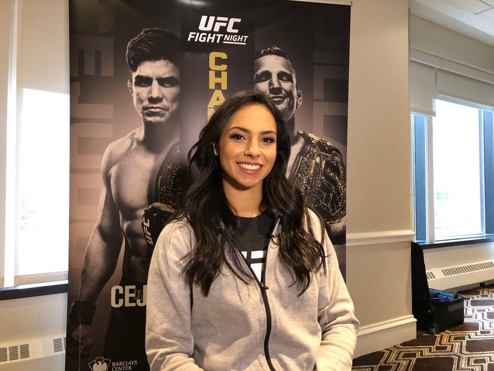 Ariane Lipski tem o apoio do técnico-namorado para estreia no UFC ...