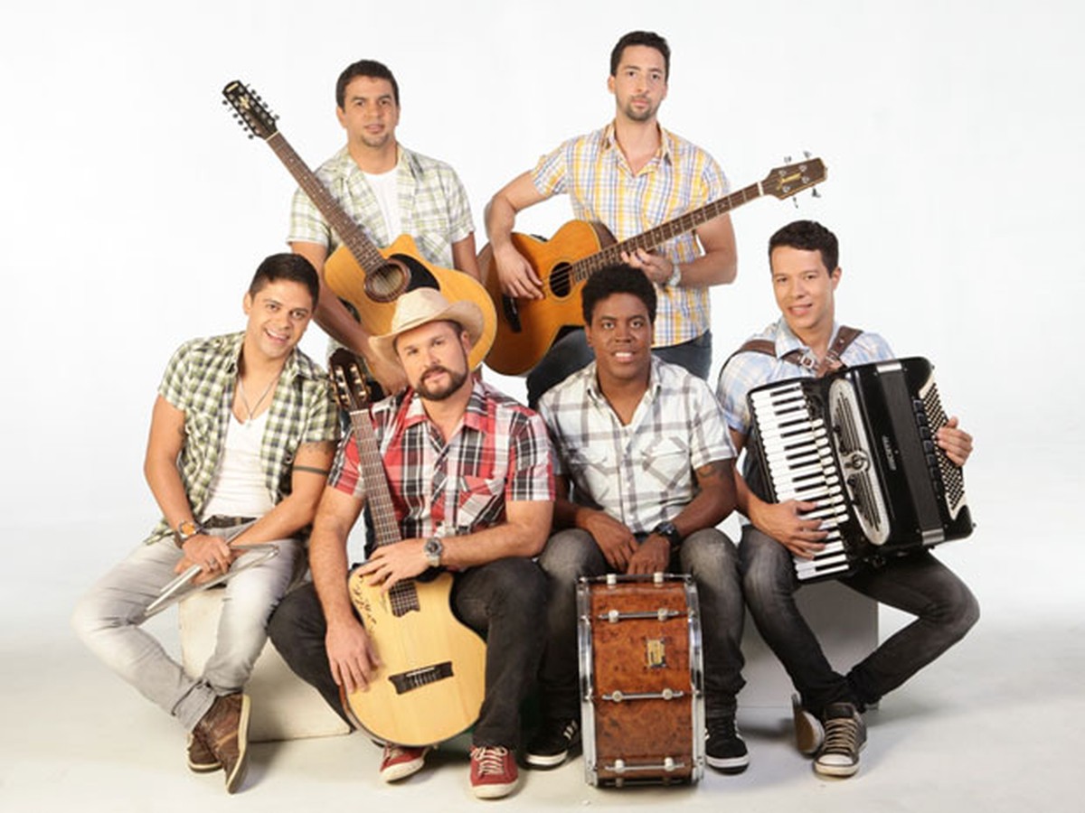 Estakazero convida Adão Negro, Carla Cristina, Denny Denan e Zelito ...