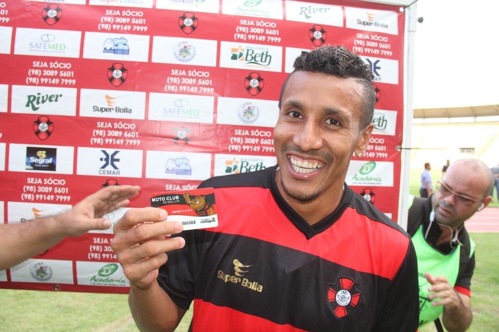 Ex-Moto Club, meia-atacante Valber revela acerto para defender o Treze ...