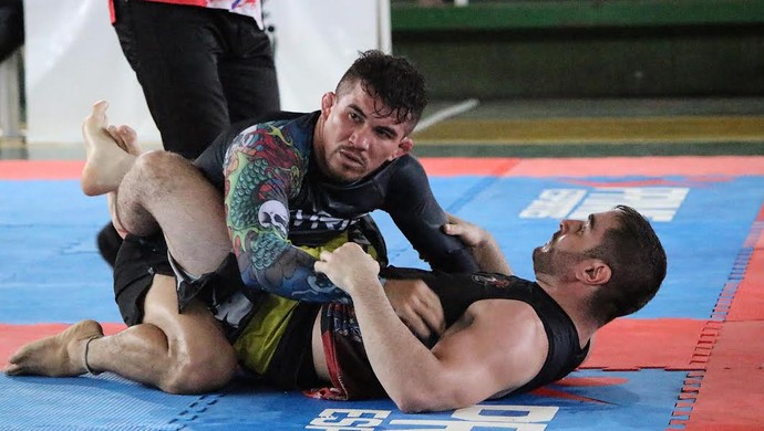 Fora do UFC, Ronys Torres e Dileno Lopes reinam no Amazon Warriors