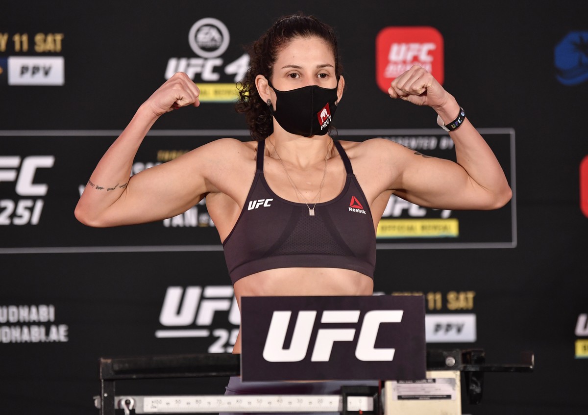 Karol Rosa enfrenta panamenha para emendar terceira vitória no UFC ...